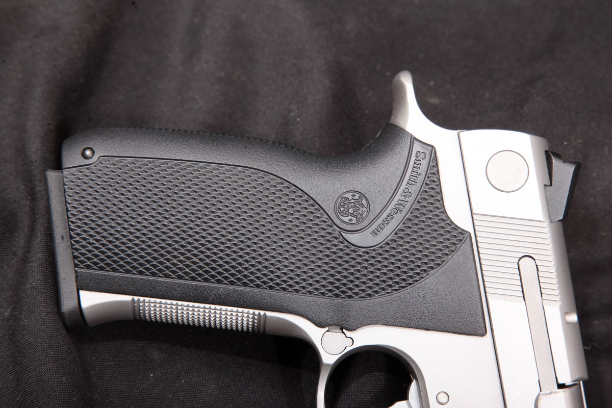 Smith & Wesson S&W Model 1076-Ns, Stainless 4 1/4" Sa/Da Semi-Automatic ...