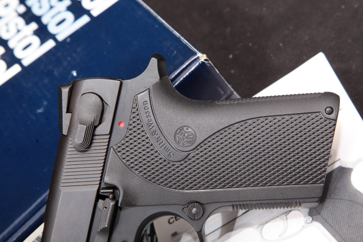 Smith & Wesson S&W Model 3914, Blue & Black 3 1/2" Single-Stack Compact ...