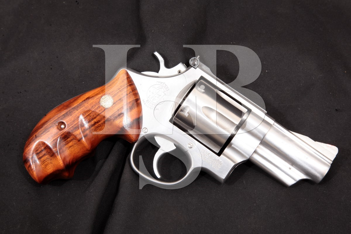 Smith & Wesson S&W Model 629-1 The .44 Magnum Stainless Lew Horton ...