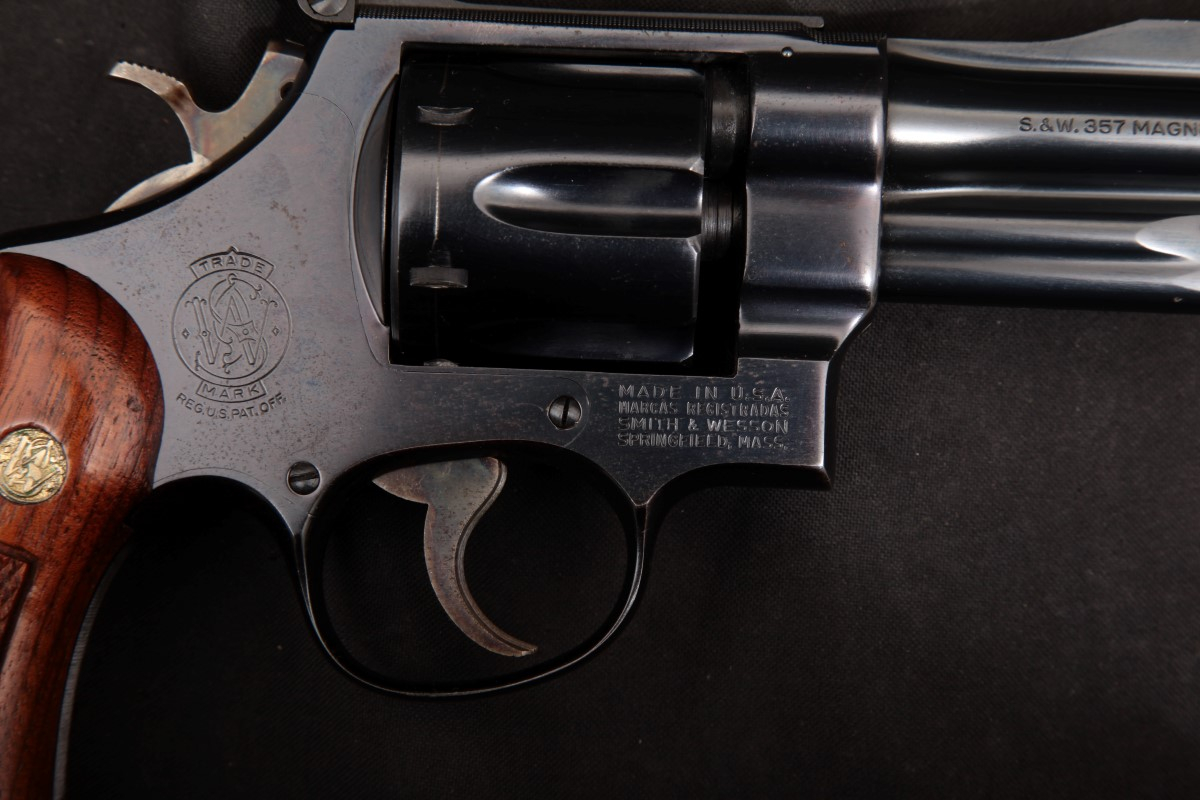 Smith & Wesson S&W Model 27-2 The .357 Magnum, Blue 3 1/2" 6-Shot Sa/Da ...