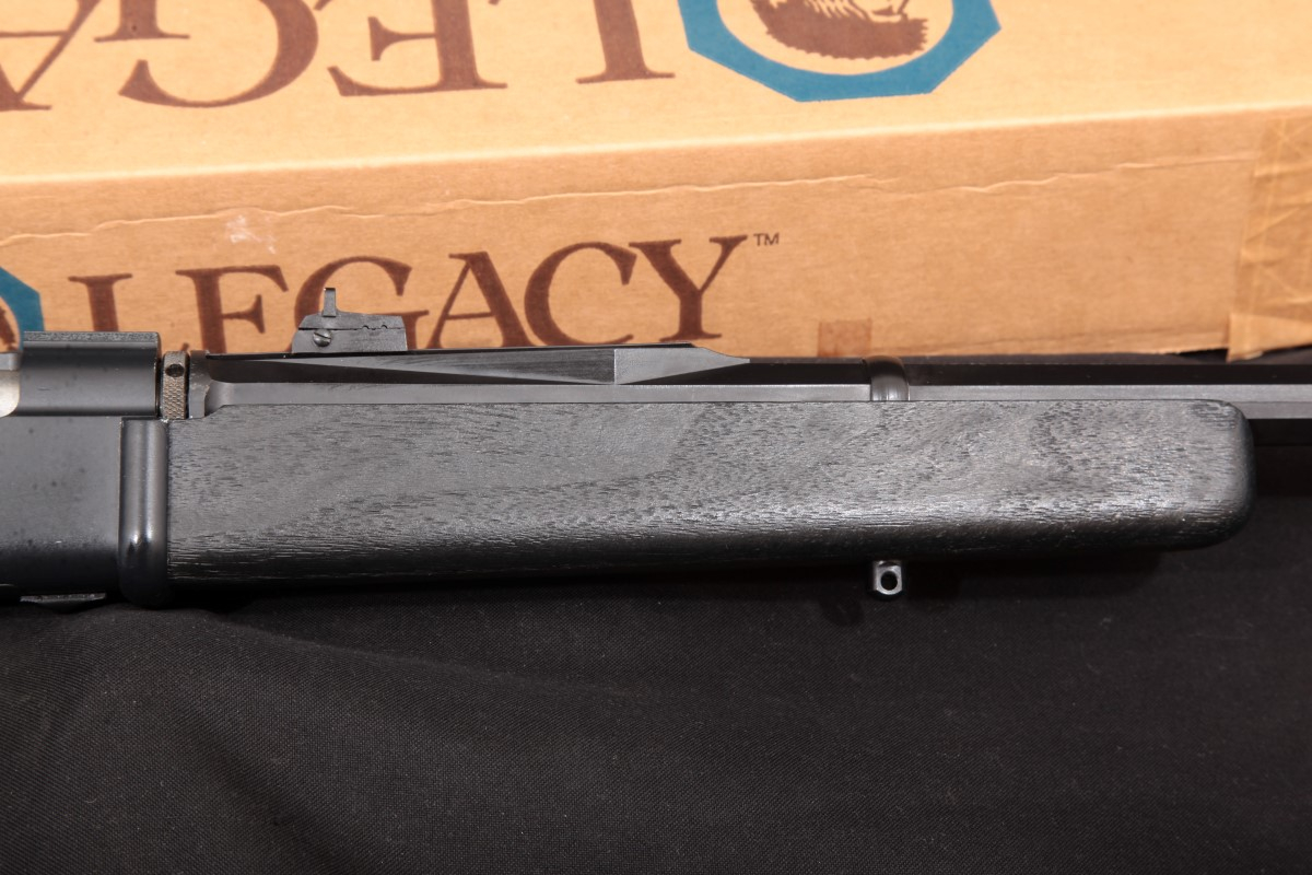 Daisy Legacy Model 2202, Black 19" Bolt Action Magazine Fed Synthetic ...