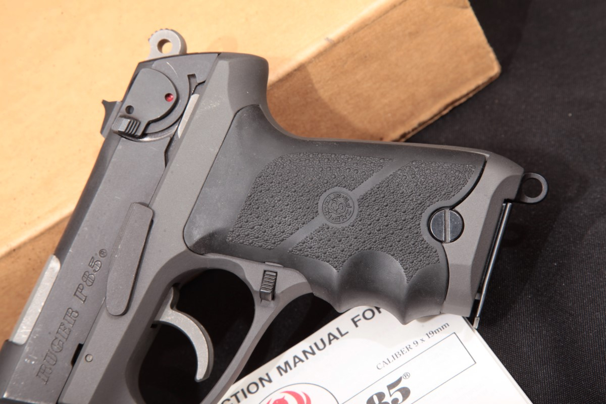 Sturm, Ruger & Co. Model P85 P-85, Blue & Gray 4 1/2" Sa/Da Semi ...