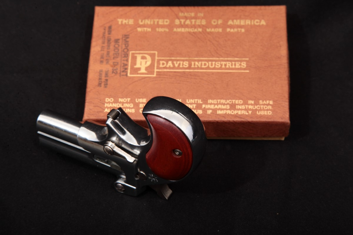 Davis Industries D-32 D 32 D32, Chrome 2 3/8" Compact Derringer Over ...