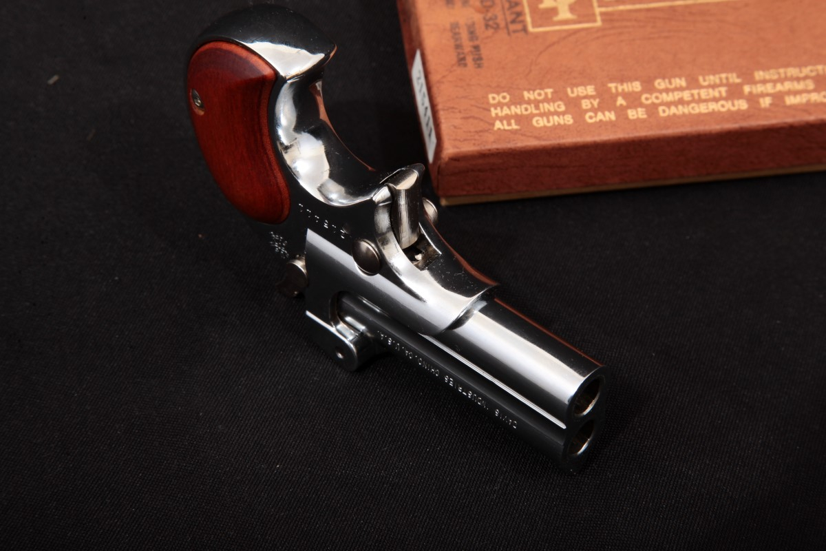 Davis Industries D-32 D 32 D32, Chrome 2 3/8" Compact Derringer Over ...