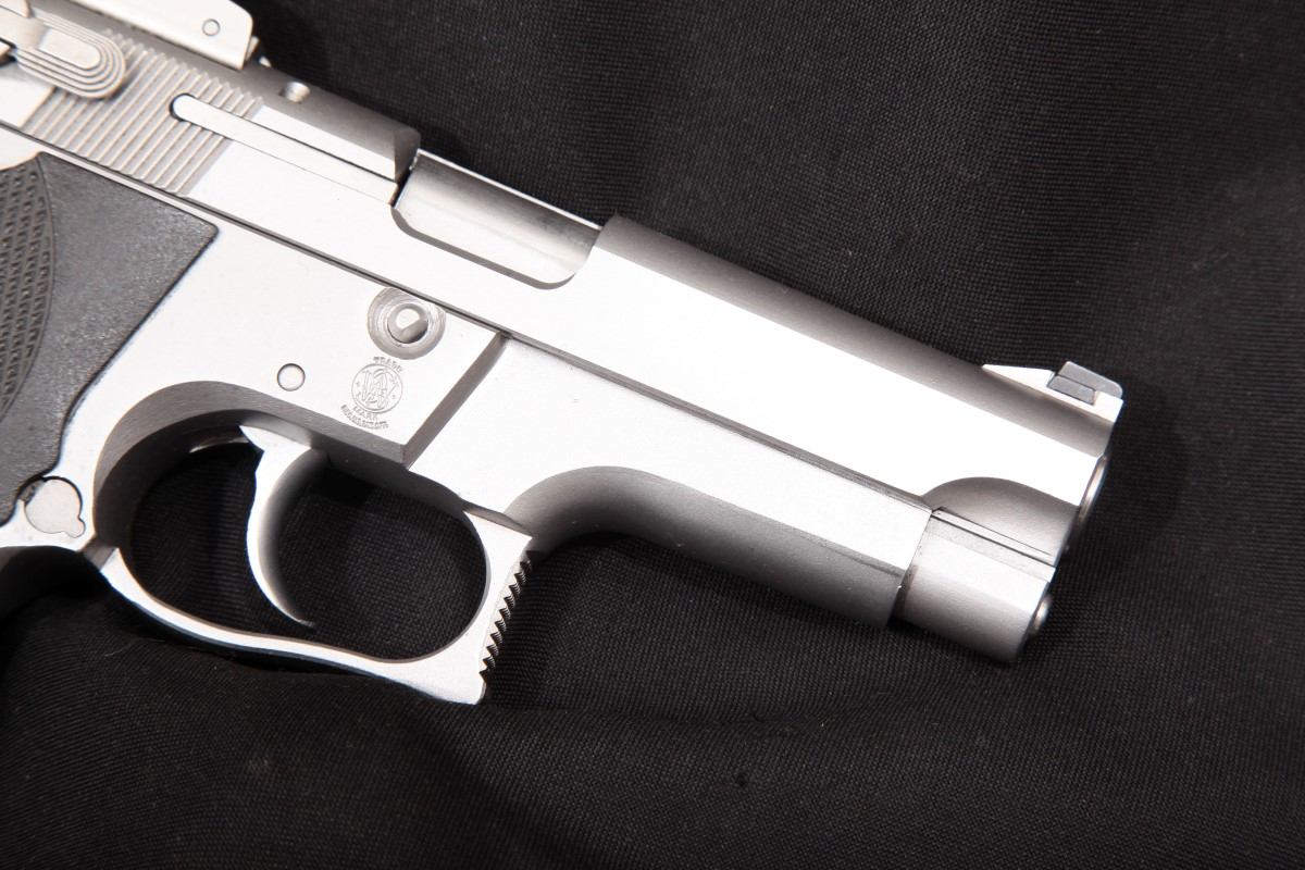 Smith & Wesson S&W Model 5906, Stainless 4" Sa/Da Semi-Automatic Pistol ...