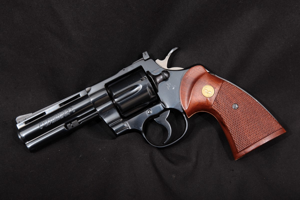 Colt Python Model I3640, Blue 4" Vent-Rib Full Lug 6-Shot Sa/Da Double ...