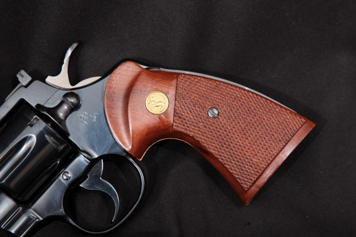 Colt Python Model I3640, Blue 4" Vent-Rib Full Lug 6-Shot Sa/Da Double ...