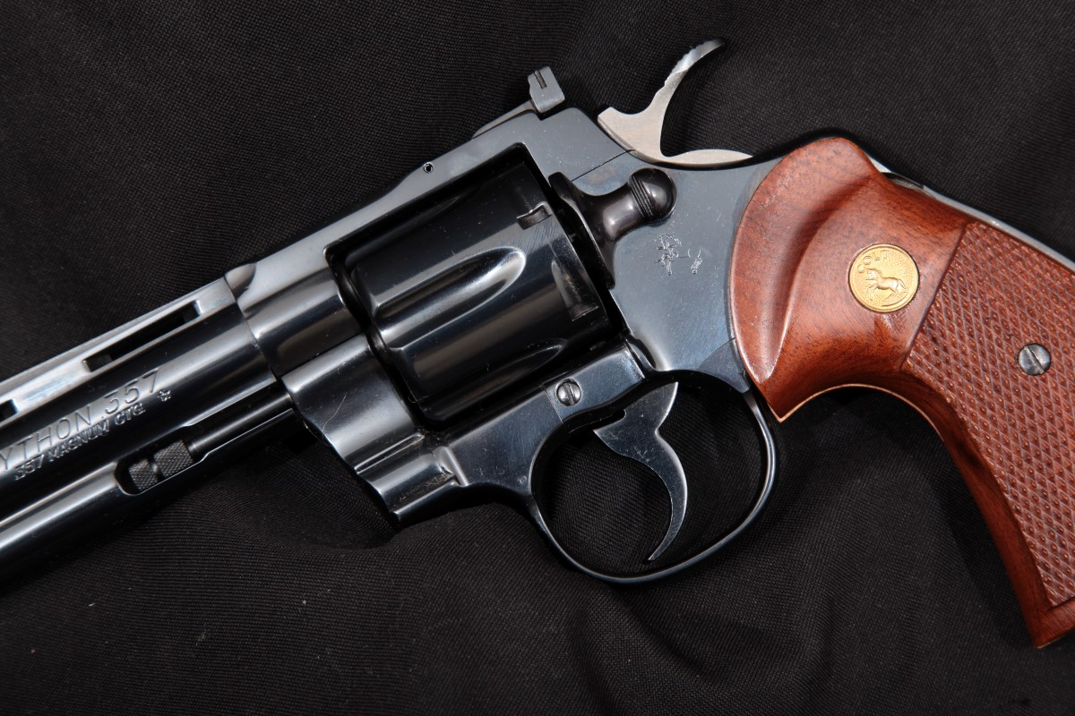 Colt Python Model I3640, Blue 4" Vent-Rib Full Lug 6-Shot Sa/Da Double ...