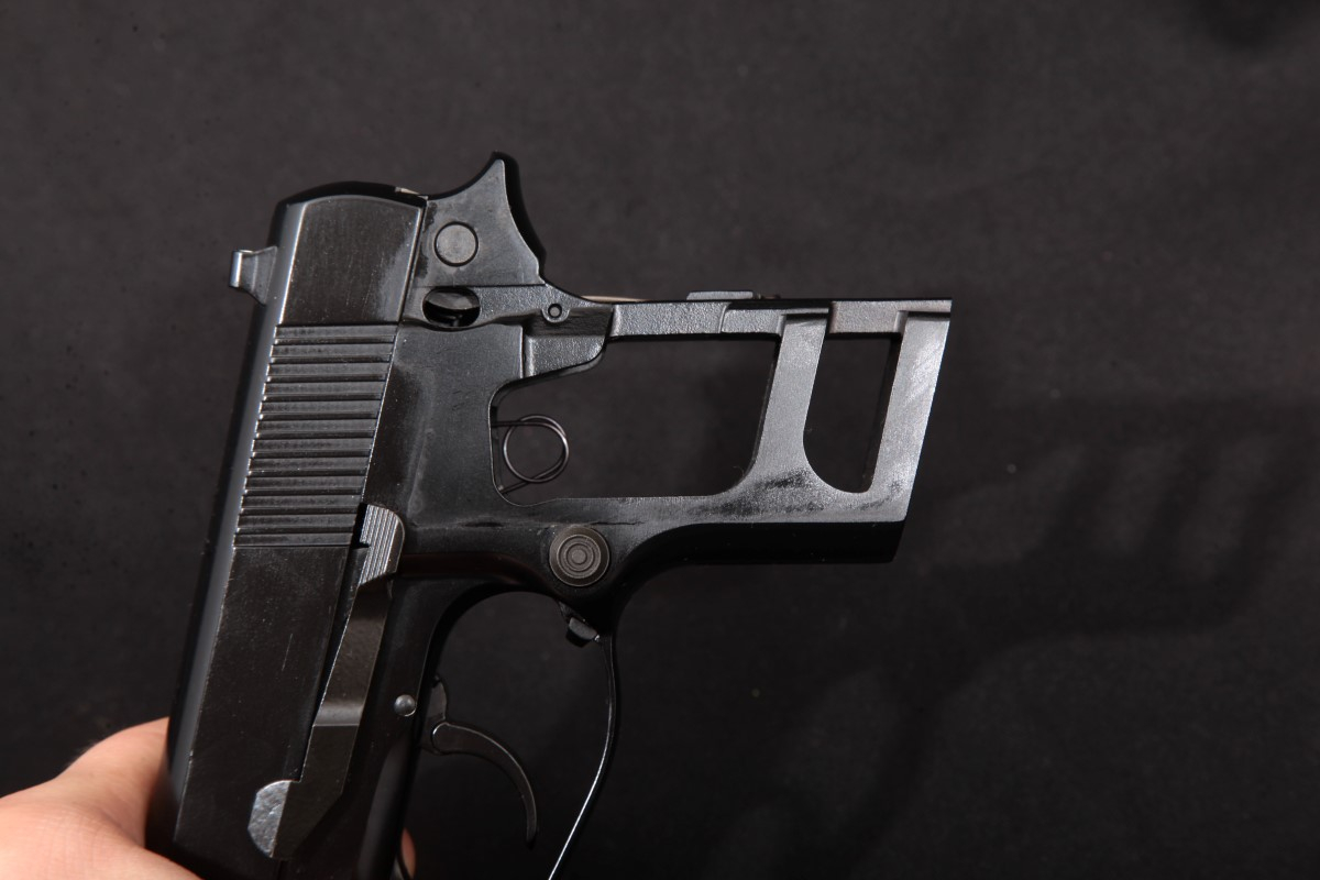 Fabrique Nationale Fn Herstal Browning Hi-Power Hp-Daoc Compact, Black ...