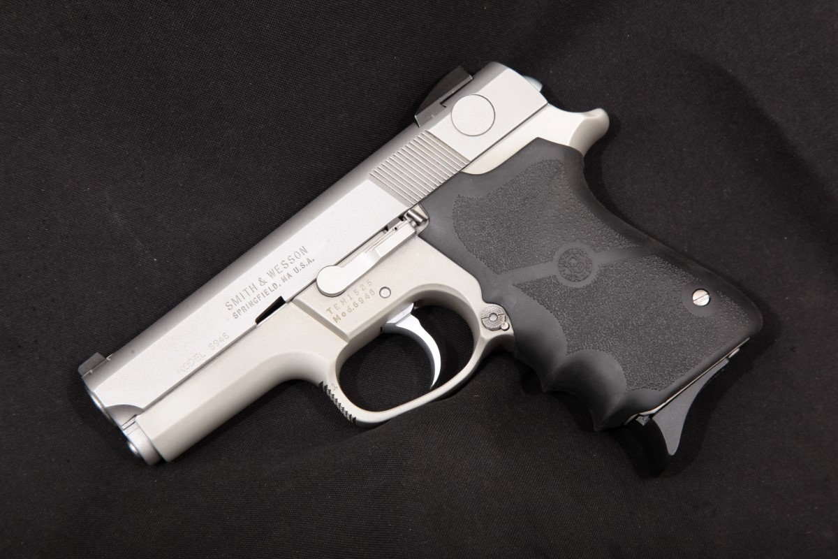 Smith & Wesson S&W Model 6946, Stainless & Alloy 3 1/2" Dao Double ...