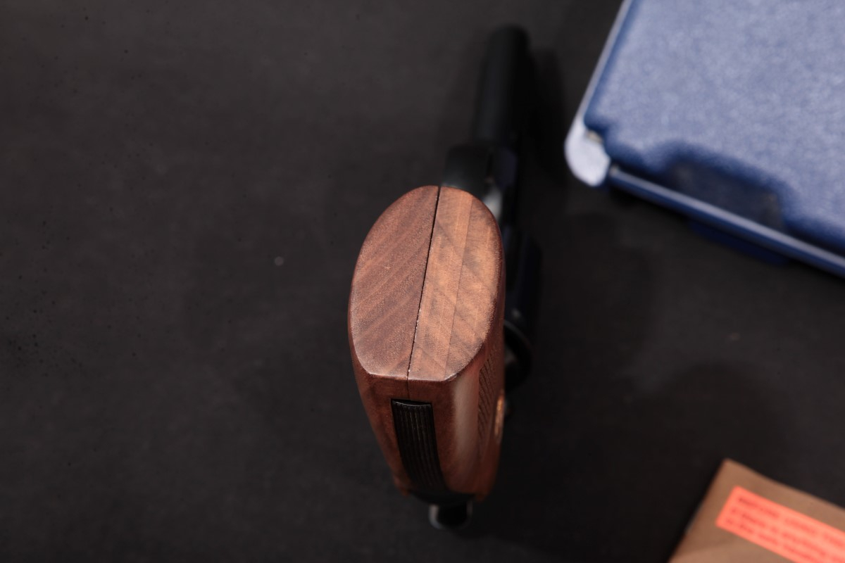 Colt Python Model I3640, Blue 4" Vent-Rib Full Lug 6-Shot Sa/Da Double ...