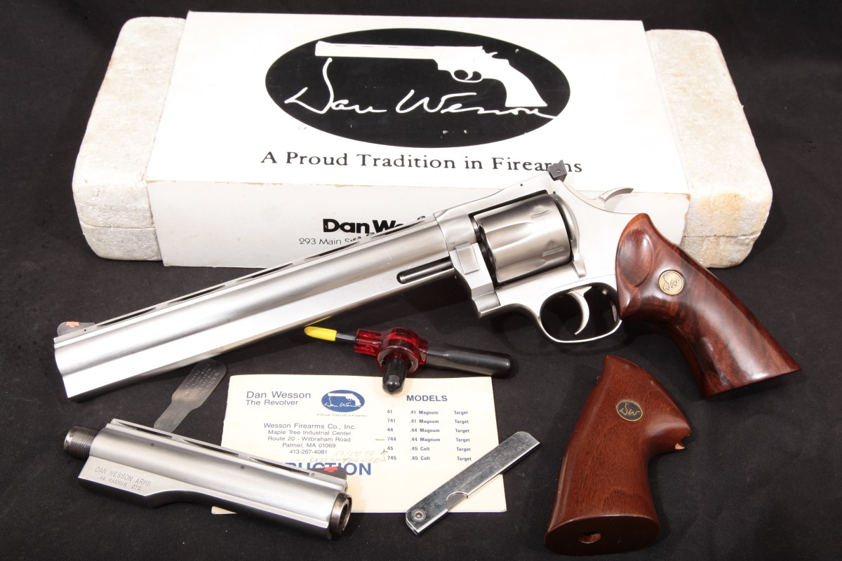 Dan Wesson Monson Model 744-Vh, Stainless 6" & 9 3/4" Sa/Da Double ...