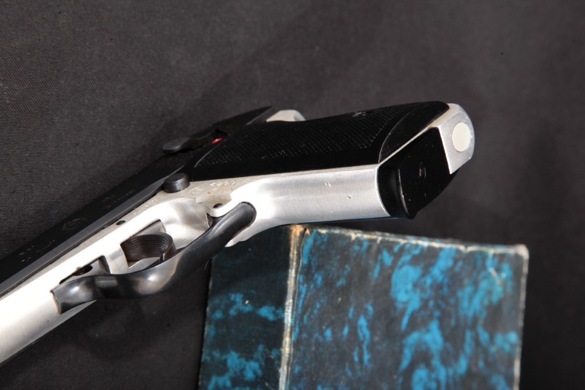 Bore Condition: The bore is bright, the rifling is sharp. There is no ...