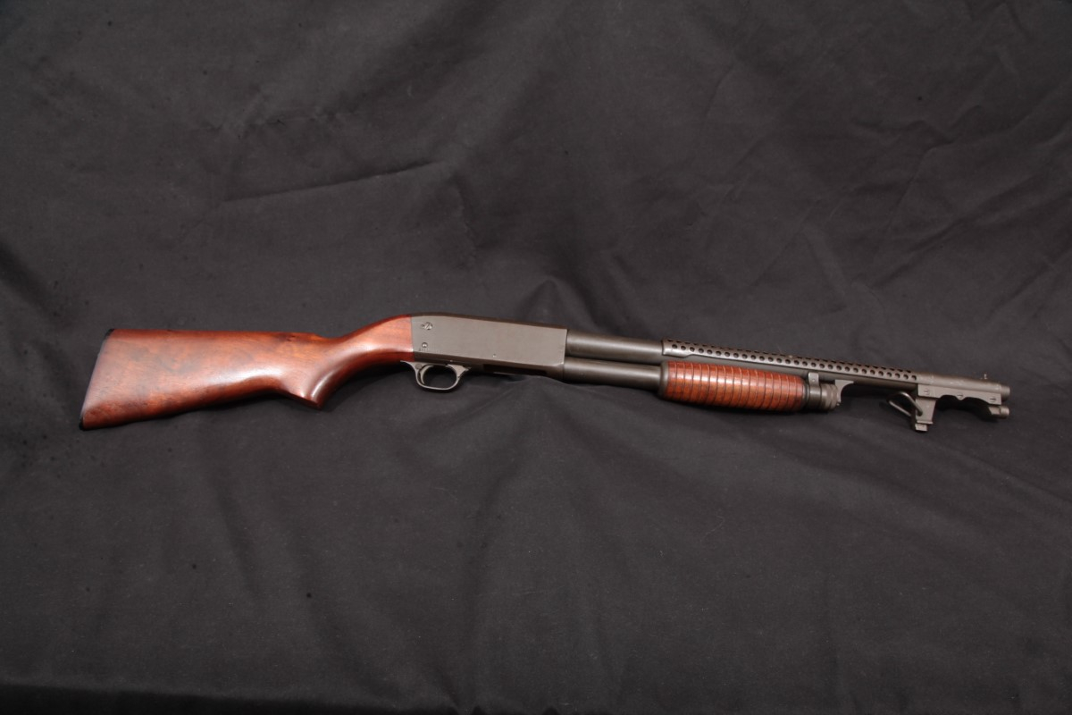 Ithaca - Model 37 M37 Riot, Trench Gun-Style, Parkerized 20