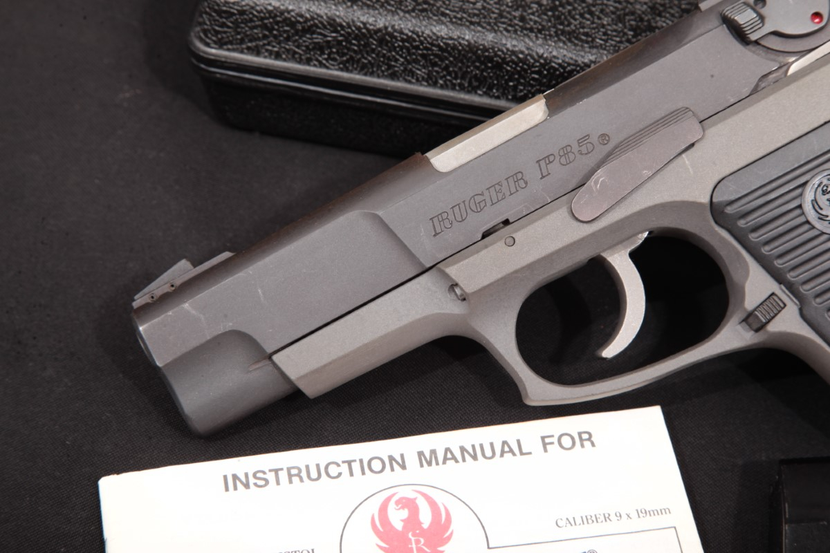 Sturm, Ruger & Co. Model P85 P-85, Blue & Gray 4 1/2" Sa/Da Semi ...