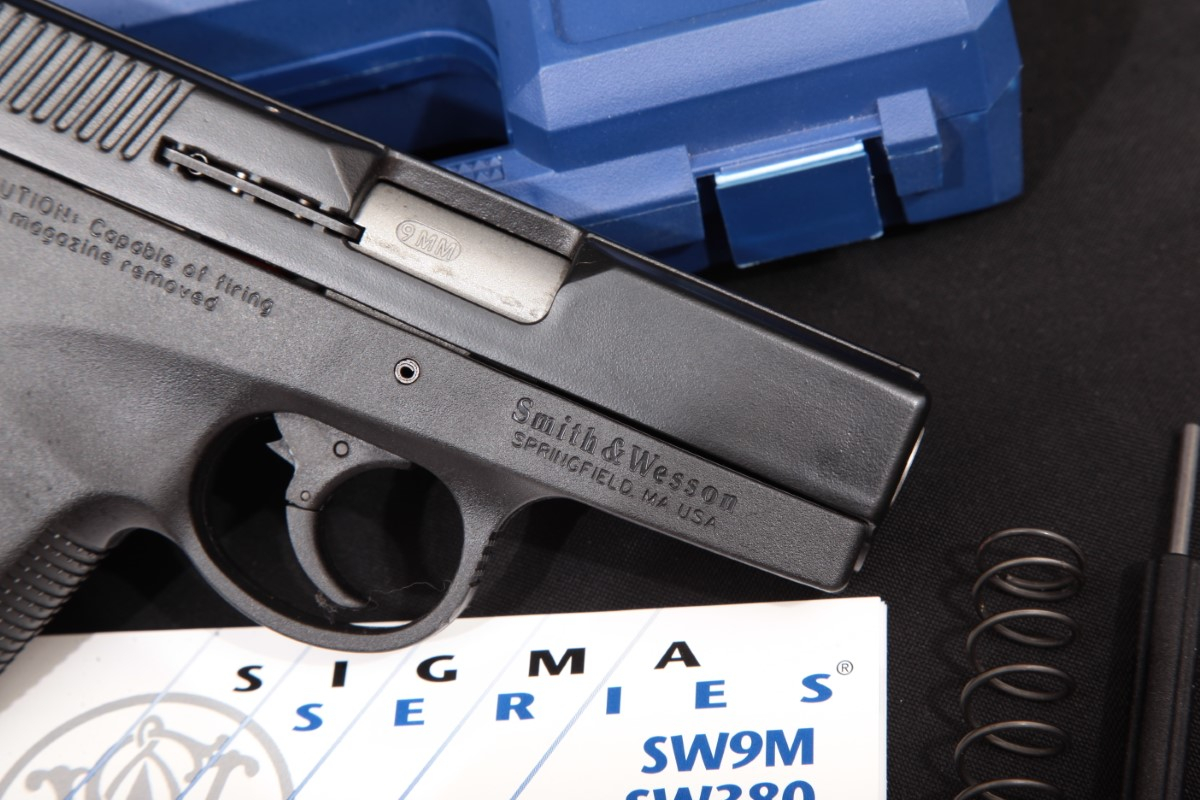 Smith & Wesson S&W Model Sw9m Sub-Compact Sigma Series, Black 3 1/4 ...