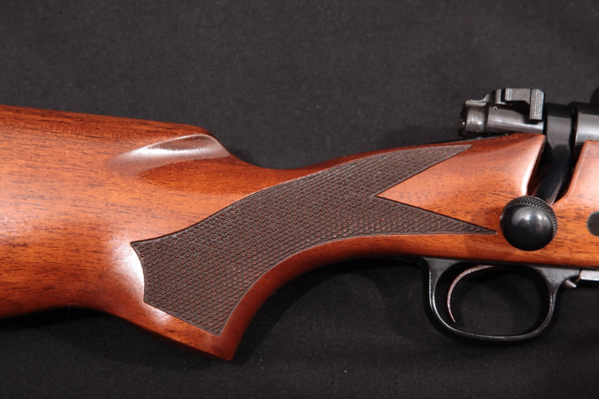 Winchester Post-64 Model 70 Lightweight, Blue 22" Hinged Floorplate ...