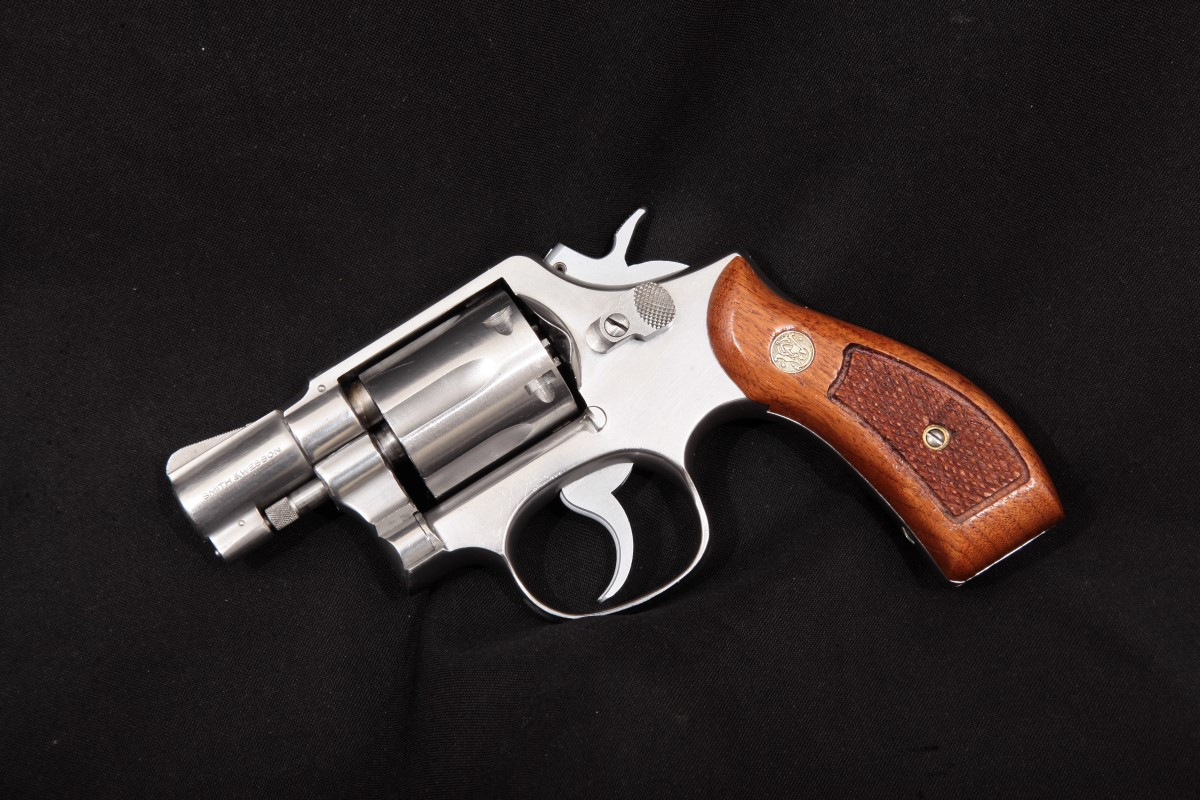 Smith & Wesson - S&W Model 64-2 The .38 Military & Police Stainless, 2