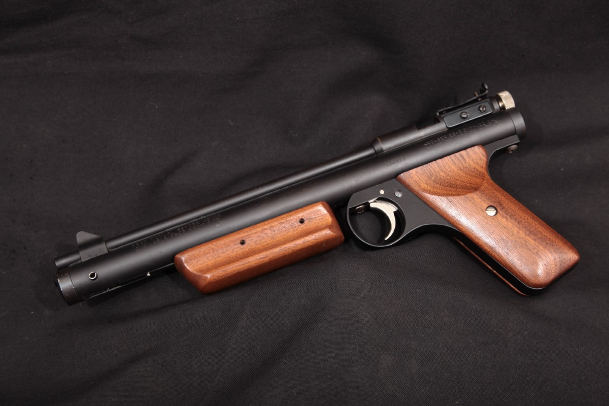 Benjamin Sheridan H9, Matte Black 9 Multi-Pump Pellet Pistol, Mfd 1975 ...