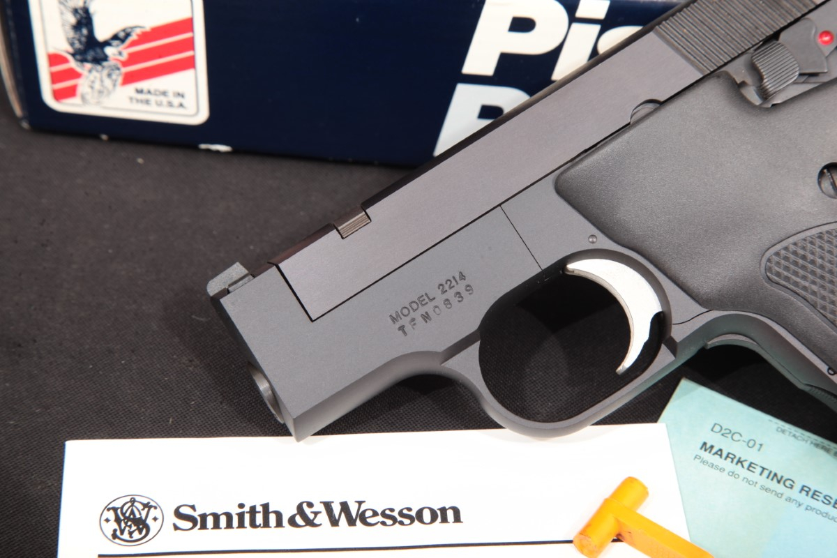 Smith & Wesson S&W Model 2214 Sportsman, Blue & Black 3" Semi-Automatic ...