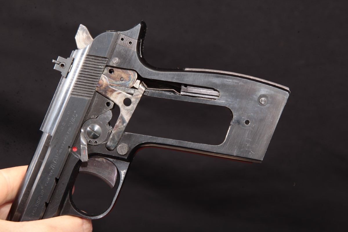 Mab Model Le Chasseur (R-22) Sporting Pistol, Blue 4 5/16 Sa ...