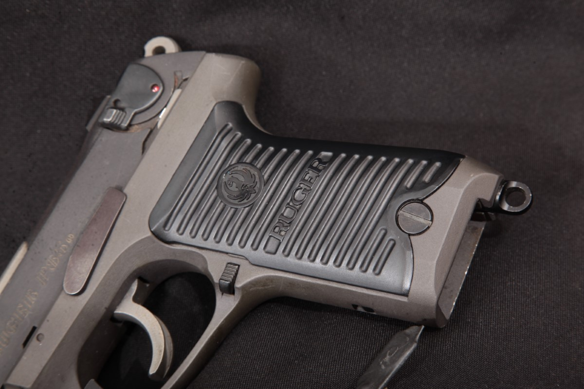 Sturm, Ruger & Co. P85 P 85 Cat. No. 03002, Alloy & Matte Blue 4 Double ...