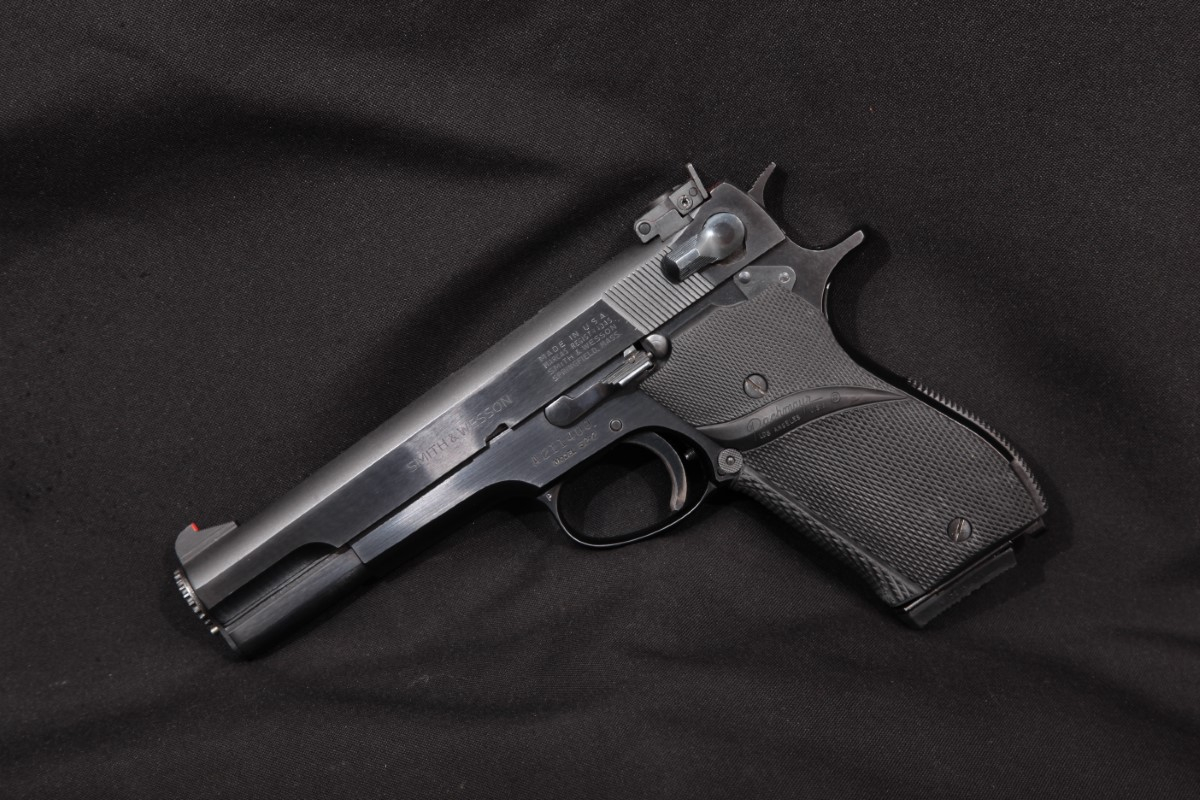 Smith & Wesson S&W Model 52-2 The .38 Master Single-Action, Blue 5" Sa ...