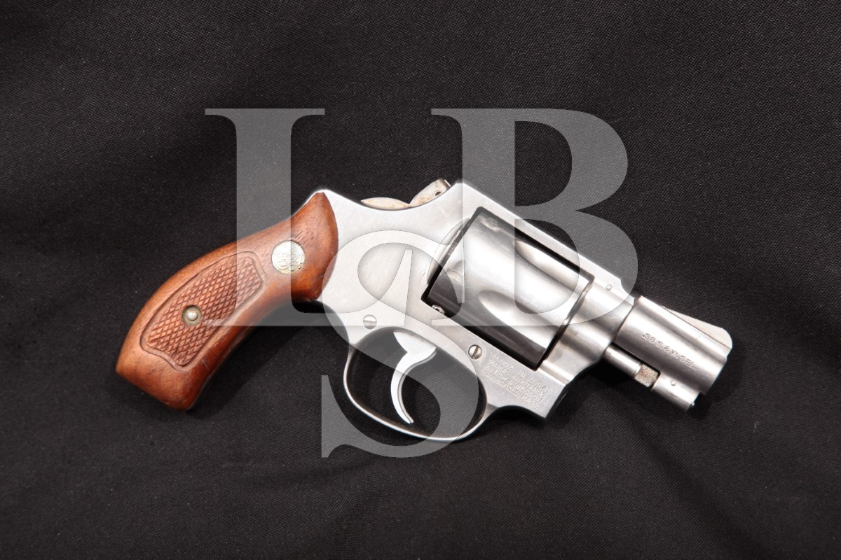 Smith & Wesson S&W Model 60 No Dash, The .38 Chiefs Special, Stainless 2