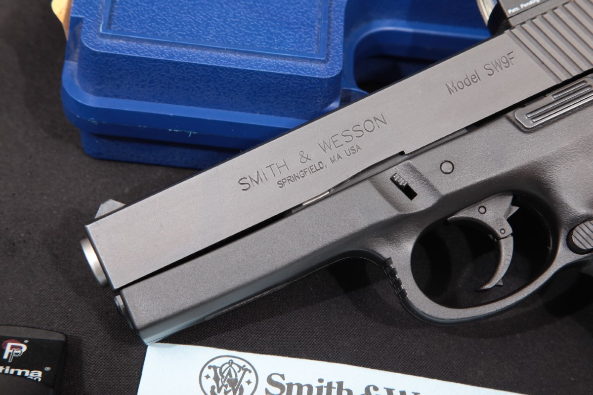 Smith & Wesson S&W Model Sw9f Sigma Series, Black 4 1/2" Semi-Automatic ...