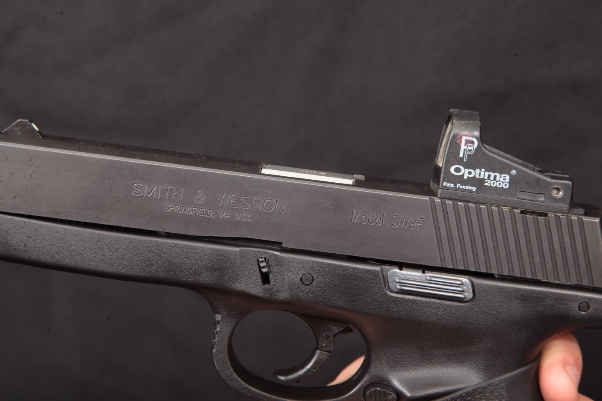 Smith & Wesson S&W Model Sw9f Sigma Series, Black 4 1/2" Semi-Automatic ...