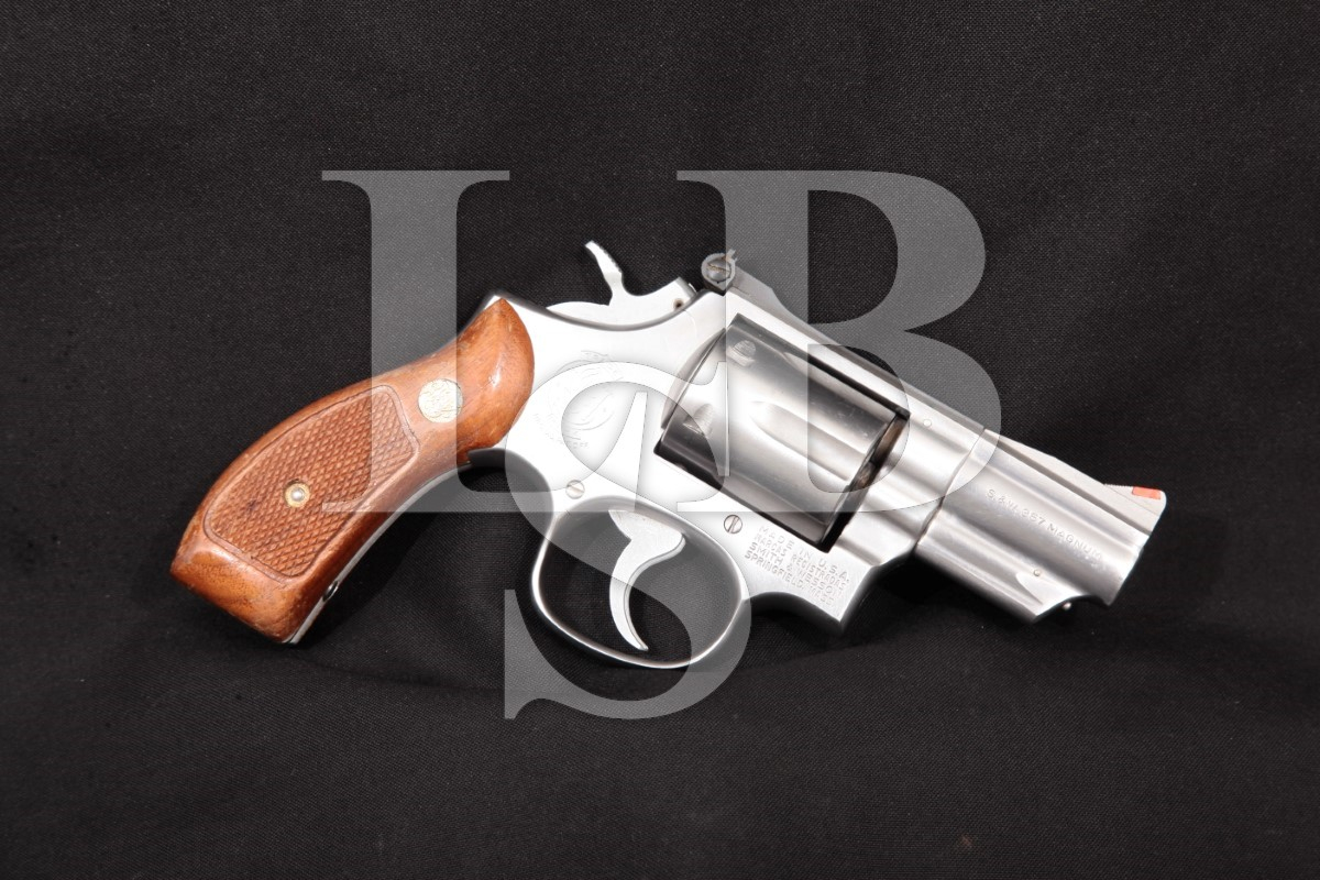 Smith & Wesson S&W Model 66 The .357 Combat Magnum, Stainless 2 1/2" Pinned & Recessed Sa/Da ...