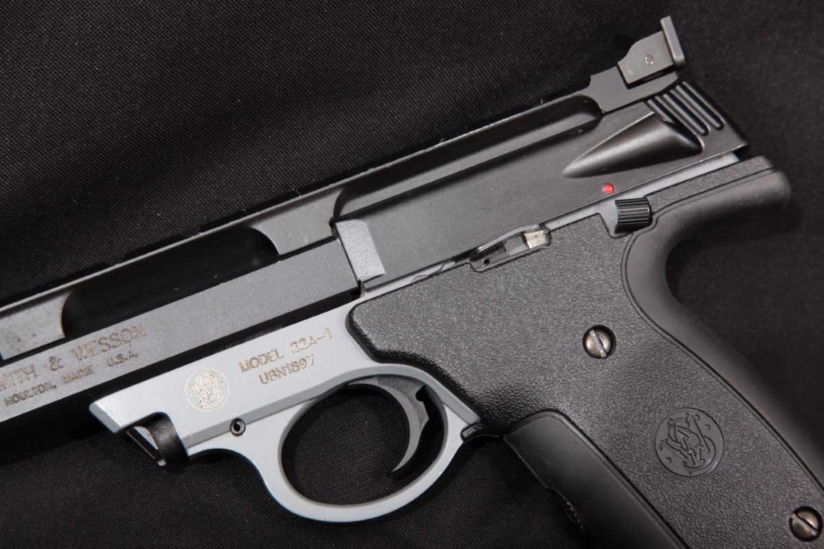 Smith & Wesson S&W Model 22a-1, Gray & Black 5 1/2" Slab-Side Semi ...