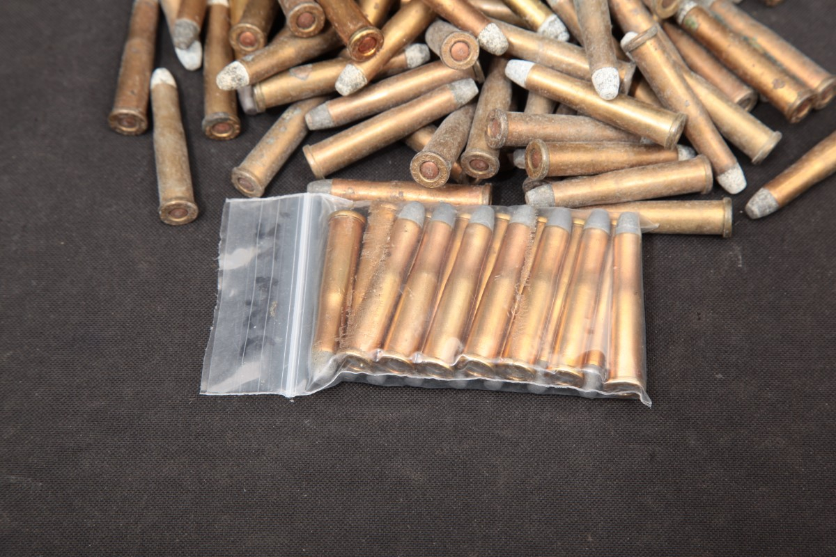 Winchester 93x .22 W.C.F. Vintage Ammunition Lead RN FP Bullets Copper ...