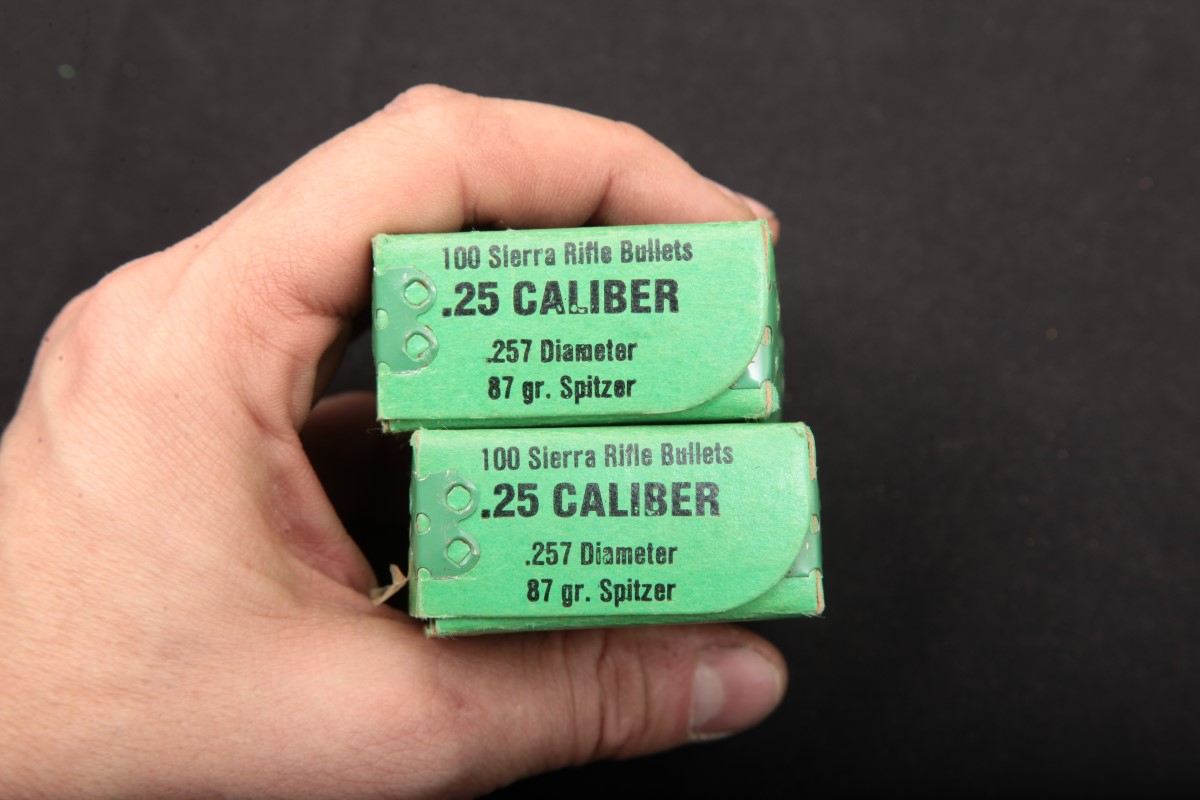 Mixed 635x .25 Caliber Bullets .257 Diameter Win, Sierra, Rem. 60-100 ...