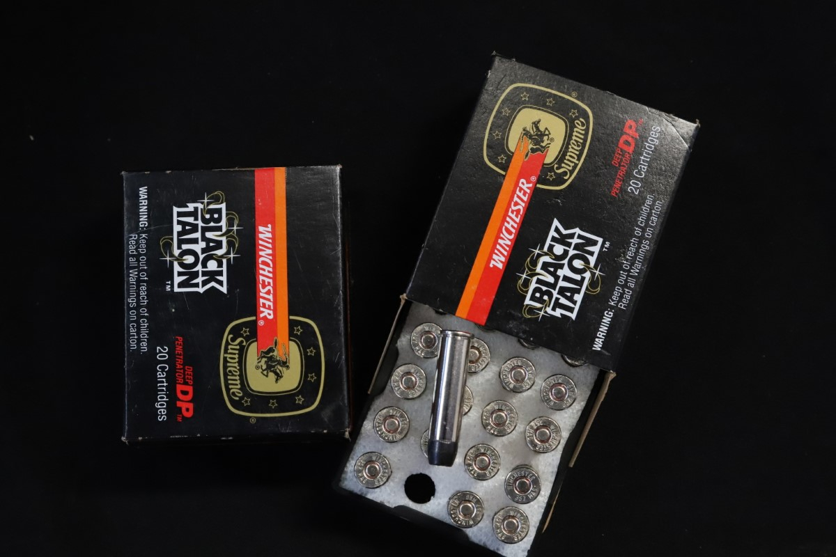 Winchester 40x .357 Magnum Ammunition Win. Black Talons 180 Grain SXT ...