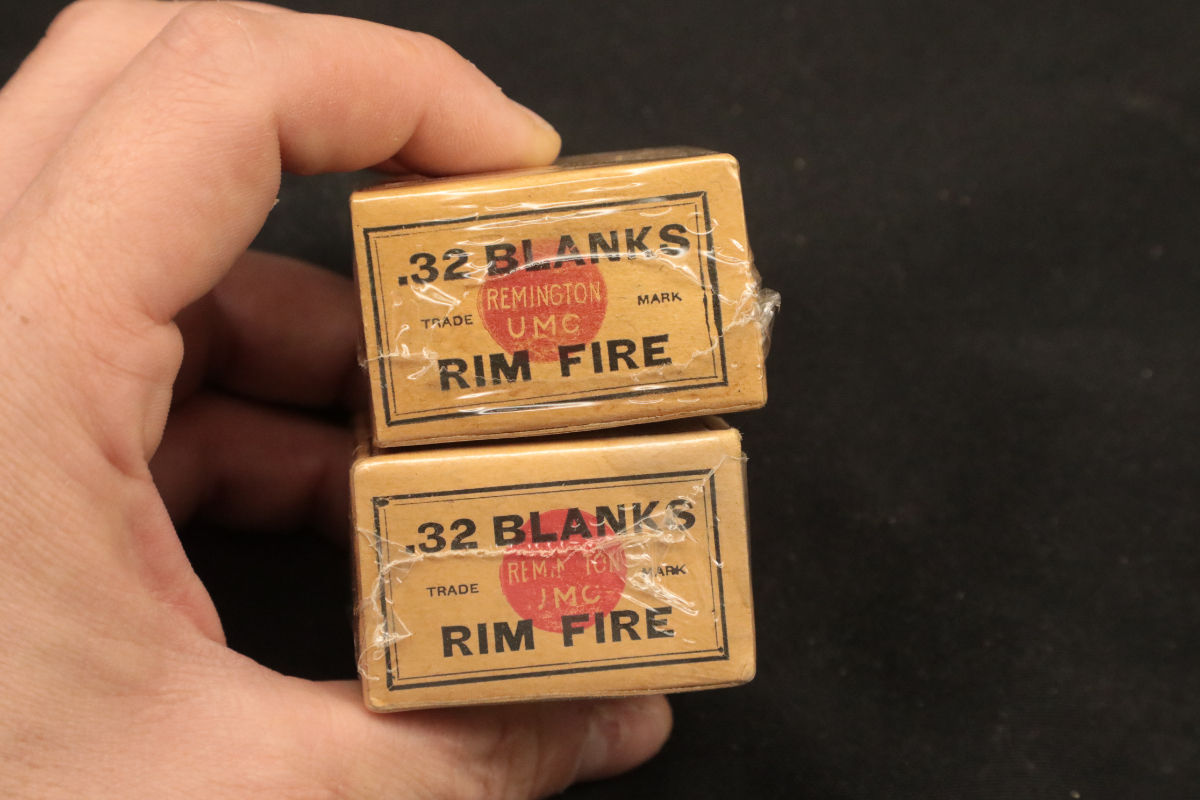 Remington UMC 100x .32 Rimfire Blank Ammunition Rem-UMC 2x Collector ...