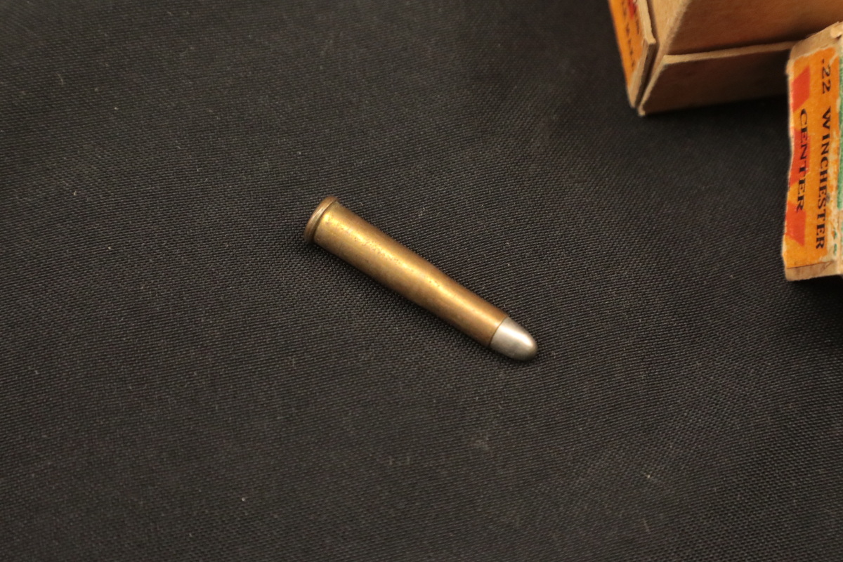 Winchester 18x .22 WCF Vintage Ammunition Win. 1920`s Box & German Lead ...