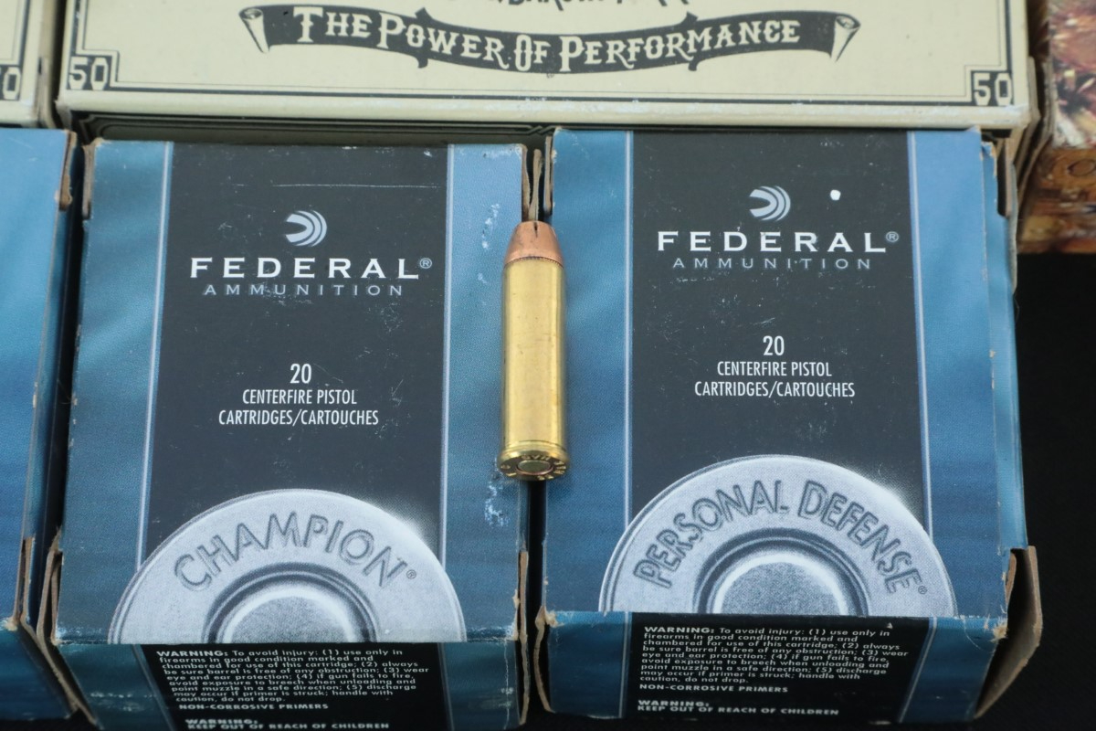 Federal Cartridge Corporation 210x .32 H&R Magnum Ammunition Fed, Bk ...