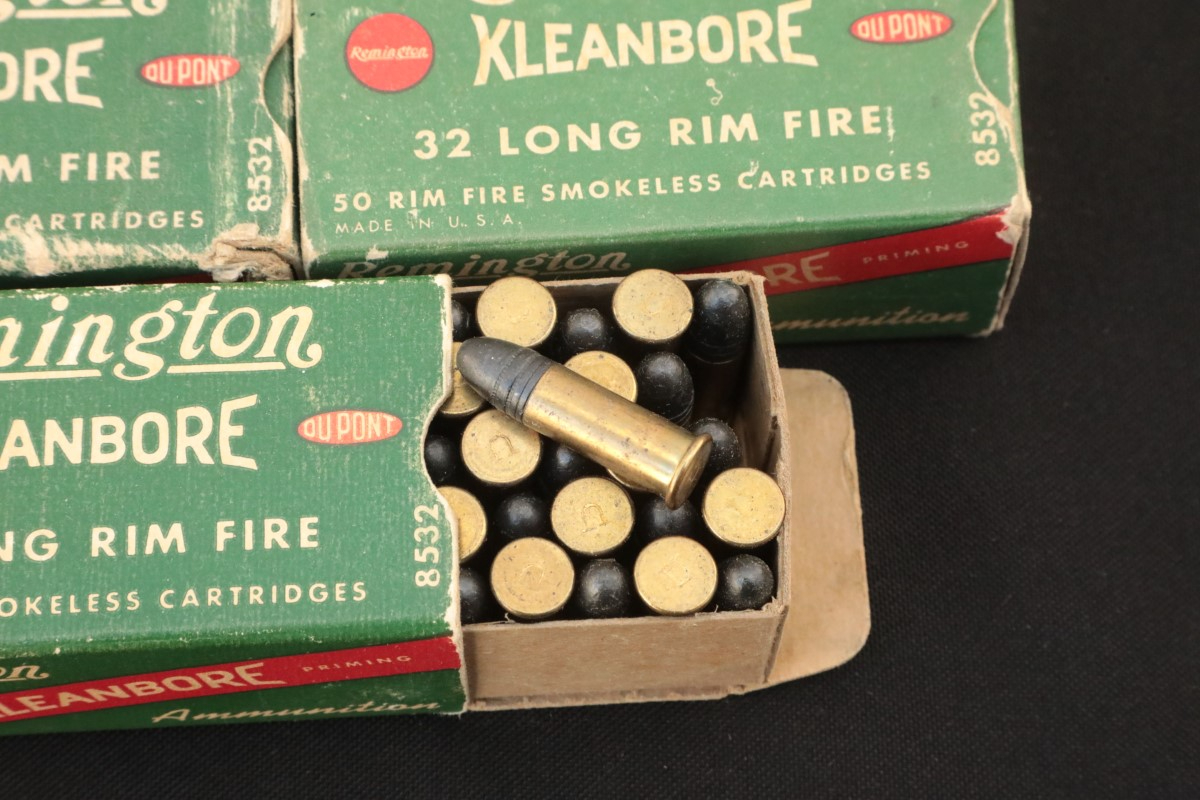Remington 150x .32 Long Rim Fire Vintage Ammunition Rem. Kleanbore 1950 ...