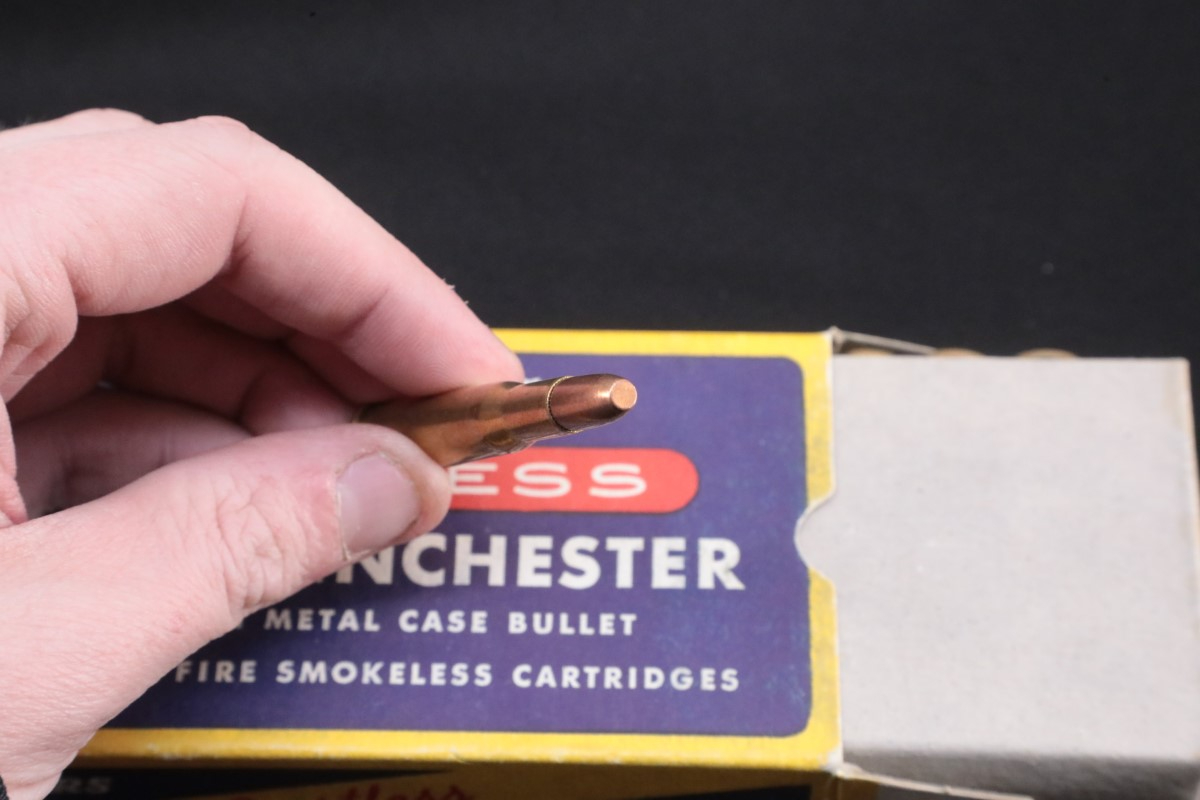 Peters Cartridge Company 20x .25-35 Winchester Vintage Ammunition 1950 ...