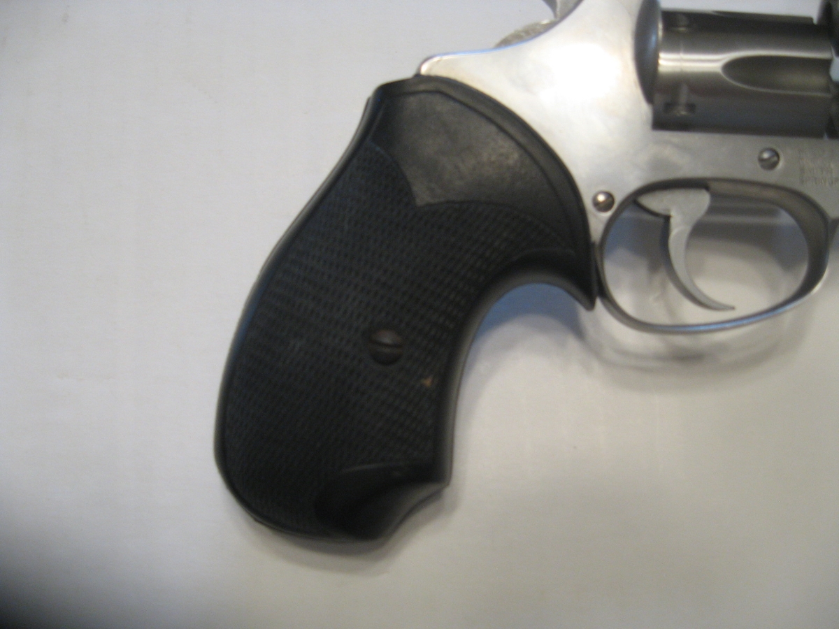 Smith And Wesson S&W M-651 651 4" .22 Magnum For Sale at GunAuction.com - 16843399