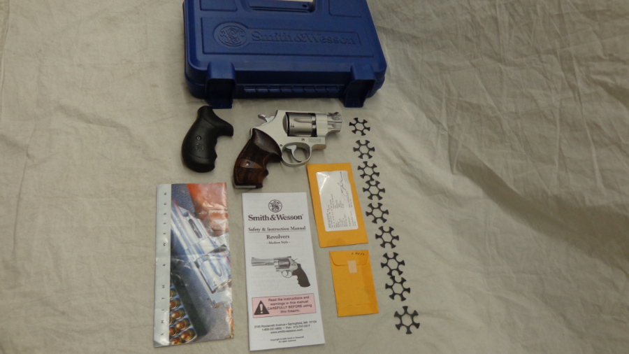 Smith & Wesson 625-10 Lew Horton .45 Acp For Sale at GunAuction.com ...