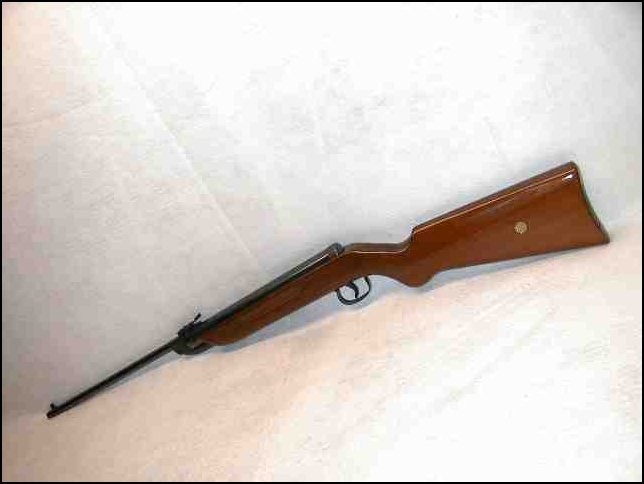 EXCELLENT+ HY-SCORE 801 .22 CAL. PELLET RIFLE