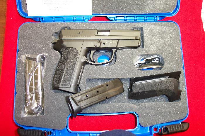 Sig Sauer Sigarms Pro Sp2009 9mm W/ 3 15 Rd Mags Lnib For Sale at ...