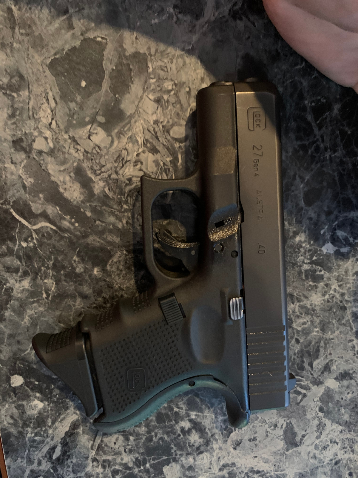 Compact Glock 27 In 40 S&W .40 S&W For Sale at GunAuction.com - 17257243