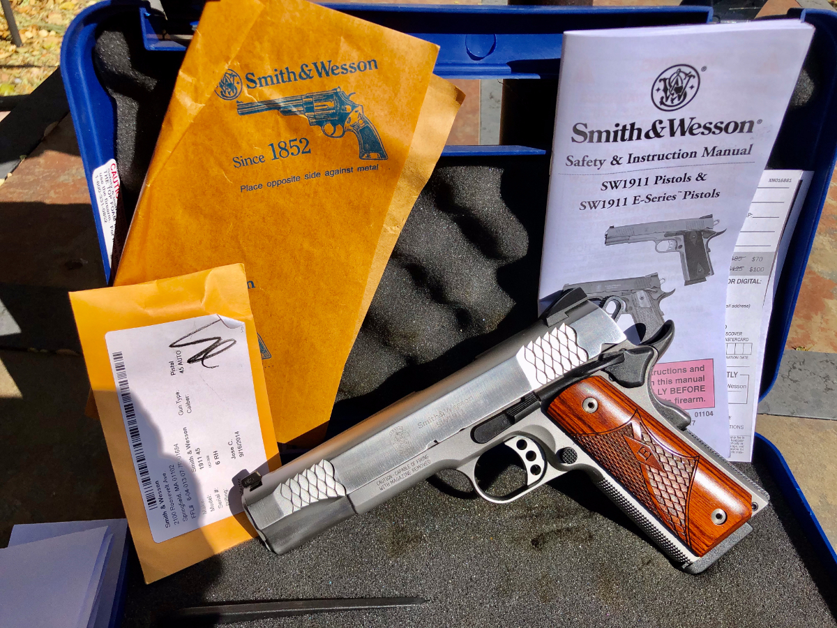 Smith & Wesson E-Series 1911 Stainless