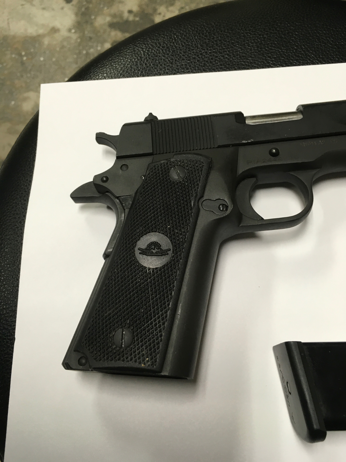 Rock Island Arsenal 1911 simi auto model m1911 a2-FS .45 ACP 17344919 ...