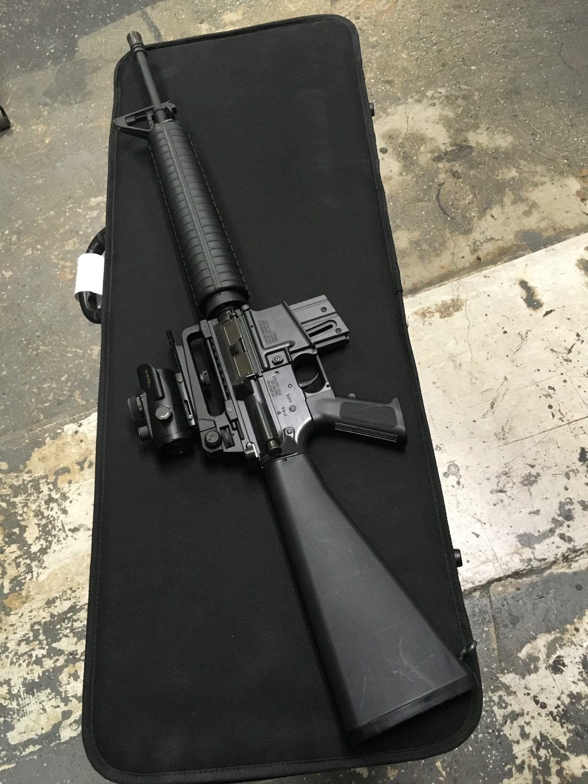 Colt M16 22 l r hv