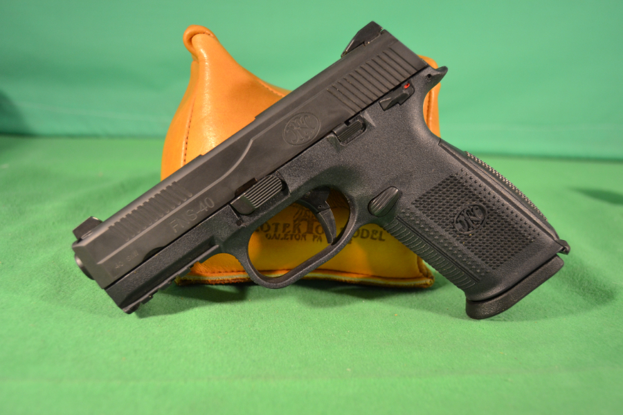 Fnh Usa Fns-40 .40 S&W For Sale at GunAuction.com - 14654071