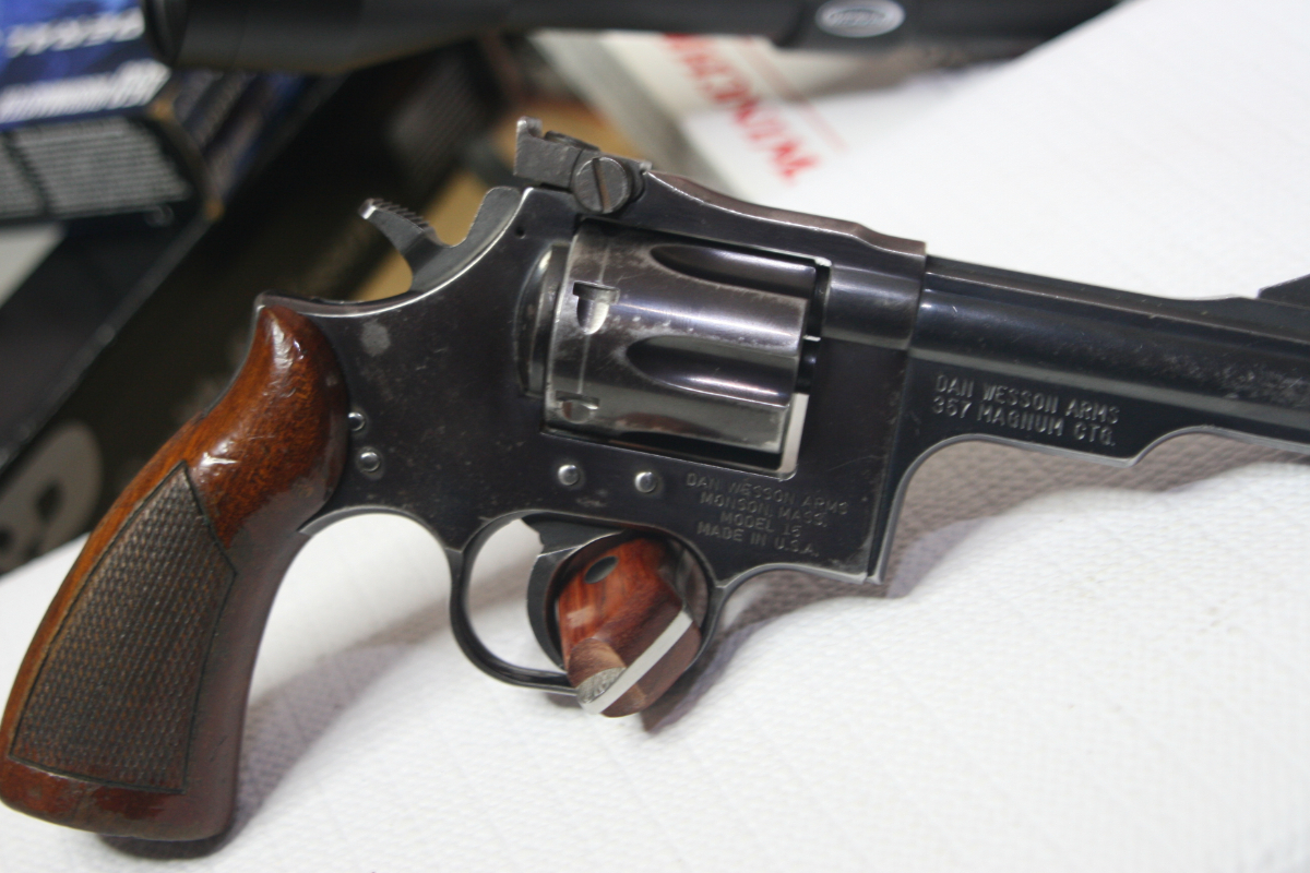 Dan Wesson Model 15 With Ammo .357 Magnum For Sale at GunAuction.com ...